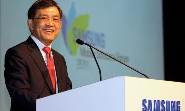 স্যামসাংয়ের প্রধান নির্বাহীর পদত্যাগ